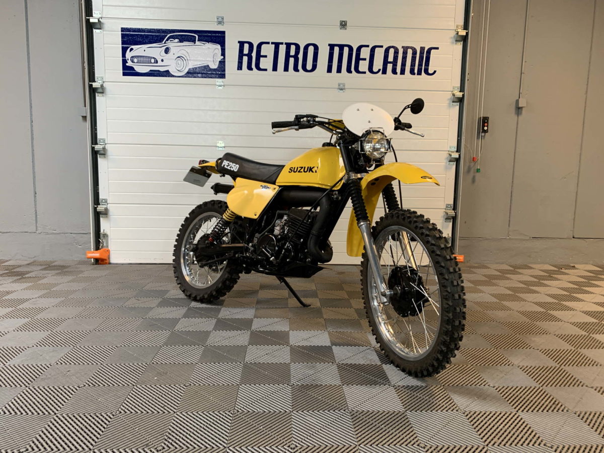 SUZUKI PE 250 - Retro Mecanic