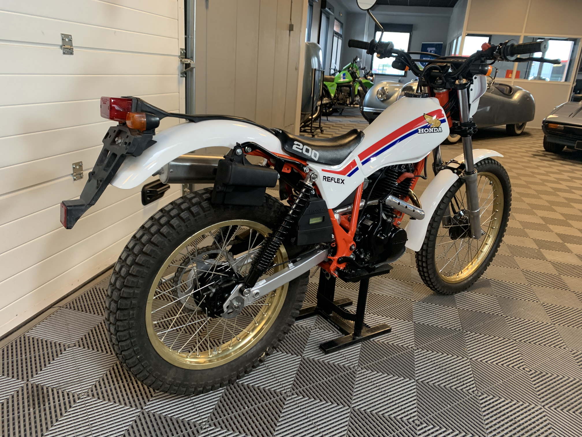 HONDA TLR 200 - Retro Mecanic